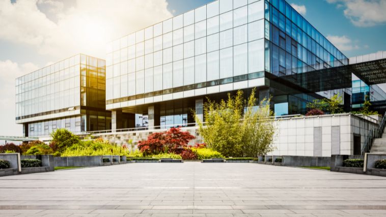 3 Tips for Creating Modern Office Building Exteriors - Estate Innovation